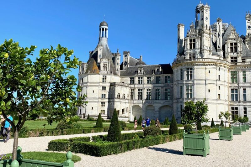 Chambord, Chenonceau, Da Vinci Castle Tour from Paris - Frequently Asked Questions