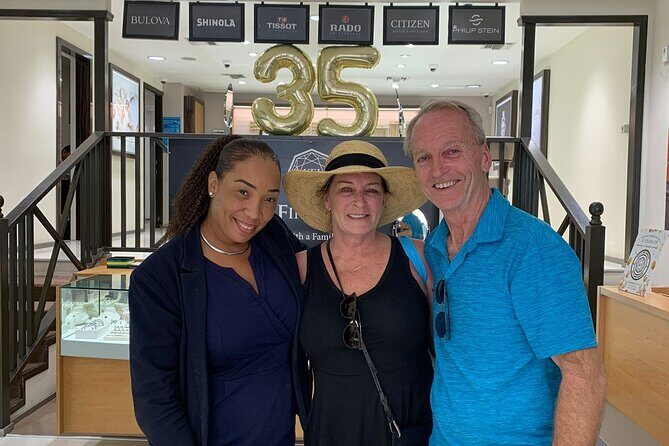 Champagne and Diamond Shopping Experience in Downtown, Bahamas - FAQ
