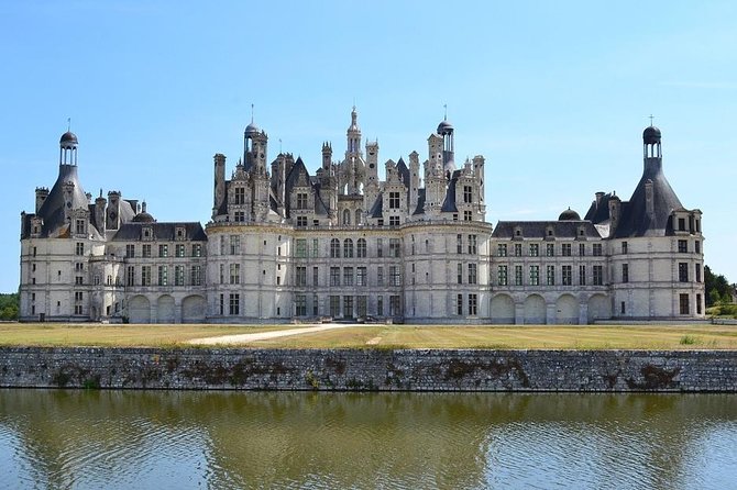Champagne & Loire Valley Small Group Double Wine Day Tours - The Itinerary Breakdown: What to Expect