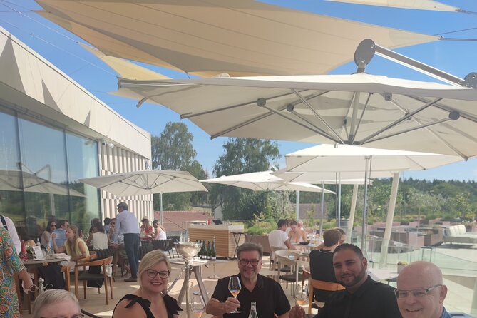 Champagne Lover Tour&Amazing Experience&With champagne sabering - Frequently Asked Questions