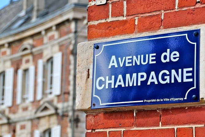 Champagne Private Wine Day Trip With Lunch and Wine Tastings - Inclusions and Amenities