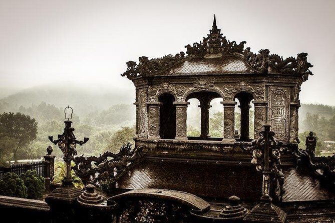 Chan May Port- Hue sightseeing- Chan May Port package tour - Thien Mu Pagoda: A Religious and Cultural Landmark