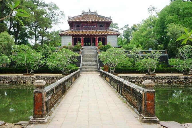 Chan May Port: Private Car to Hoi An or Ba Na Hills & Hue - Hai Van Pass: A Road with a View