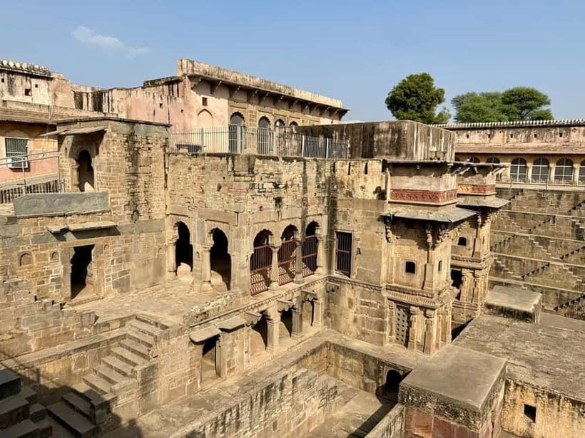 Chand Baori Stepwell tour with english speaking guide - What to Expect from the Chand Baori Stepwell Tour