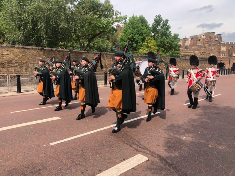 Changing of the Guard and Buckingham Palace Entry Ticket - FAQ