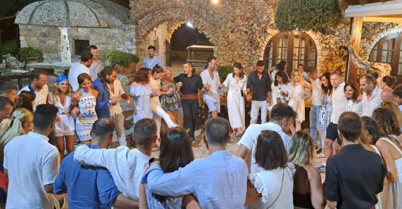 Chania: Cretan Folklore Dance Show with Dinner - An In-Depth Look at the Experience