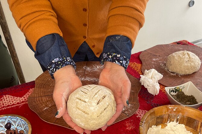 Chania Sourdough Bread Baking Class Olive Oil Tasting - Tasting the Exceptional Olive Oil