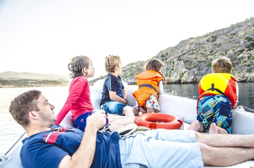 Chania: Sunset Cruise with Cretan Wine - The Experience: A Closer Look at the Cruise Itinerary