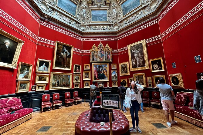 Chantilly Tour: Great Stables and Renaissance Meal From Paris - Culinary Experience