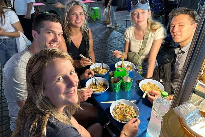 Chao Phraya River Serenade: VIVA Alangka Dinner Cruise, Bangkok - FAQs