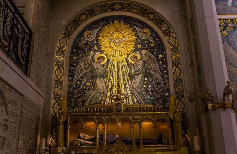 Chapel of Our Lady of the Miraculous Medal Paris Guided Tour - Who Will Appreciate This Tour?