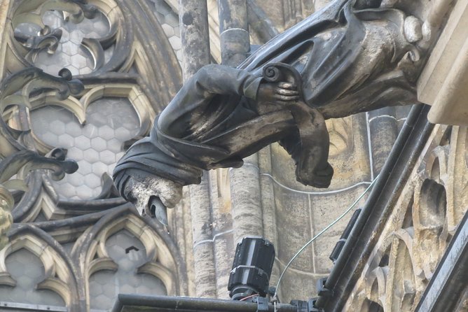 Charles Bridge and Prague Castle Walking Tour - Traveler Feedback