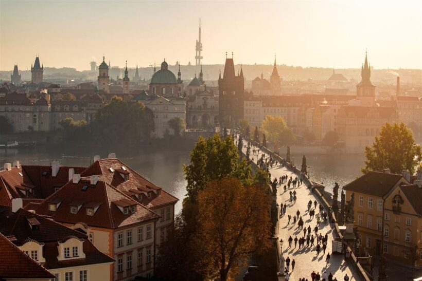 Charles Bridge & Lesser Town Walking Tour - What to Expect During the Tour