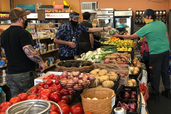 Charleston Farm-to-Table Food Tour and Chefs Challenge - Walking Tour of Downtown Charleston