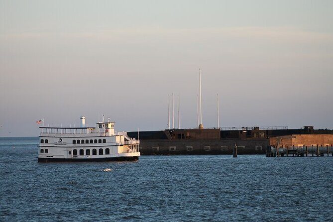 Charleston Harbor Luxury Dinner Cruise with Live Music - Live Music and Atmosphere