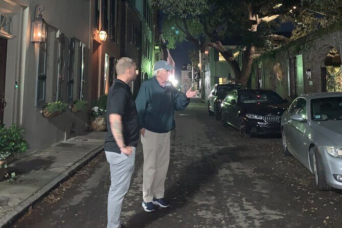 Charleston Haunted Pub Crawl - A Close Look at the Charleston Haunted Pub Crawl