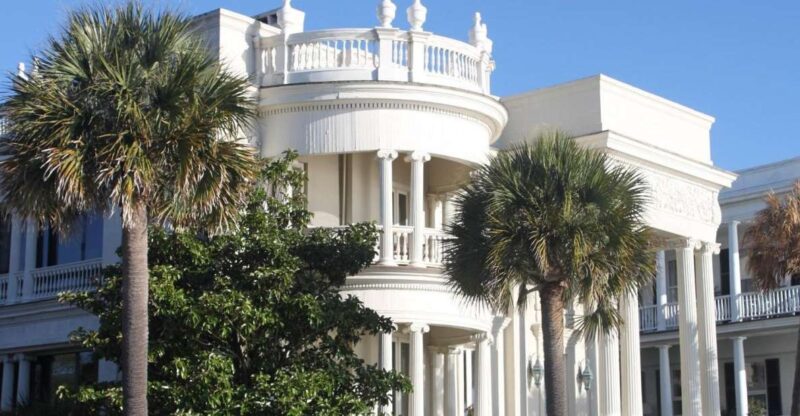 Charleston: Historic City Highlights Guided Bus Tour - Key Points