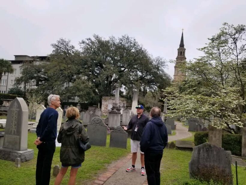 Charleston History Tour-Small Groups Only-History & Alleys - FAQ