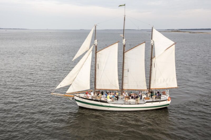 Charleston: Schooner Sailing Harbor Tour & Dolphin Watch - Charleston: Schooner Sailing Harbor Tour & Dolphin Watch