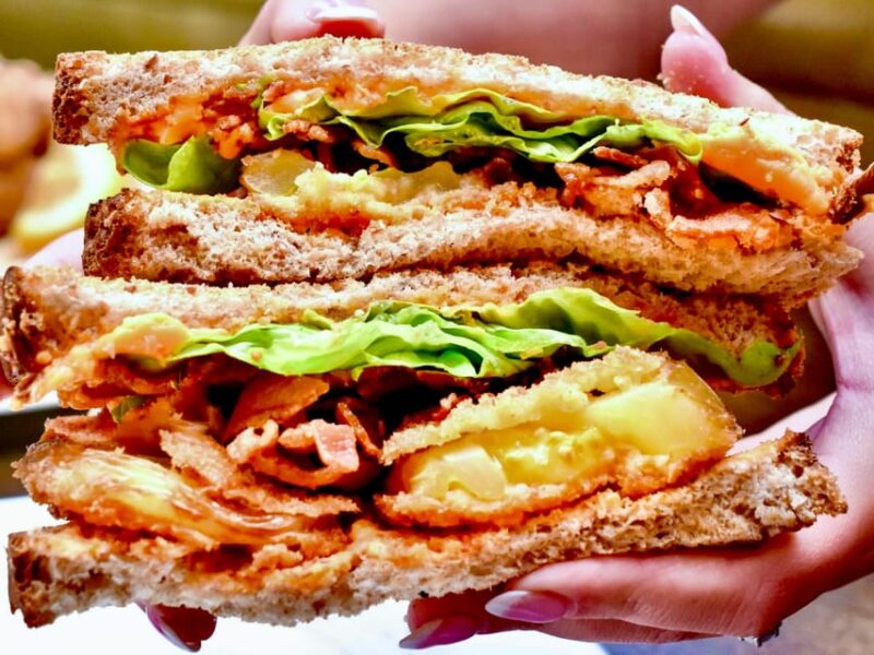 Charleston: Upper King St. Brunch Walking Tour - The Atmosphere and Group Dynamics