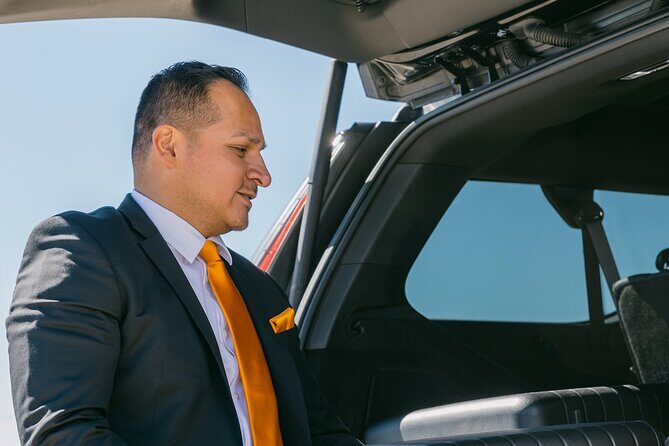 Charlotte Round Trip Chauffeur Driven Airport Transport - A Closer Look at Charlotte’s Chauffeured Airport Transport