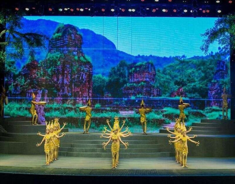 Charming Da Nang Show: Culture, History, Art Vietnamese Show - Transportation and Practicalities