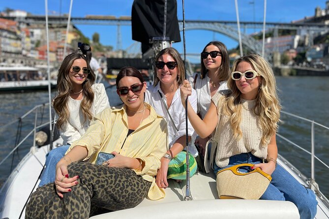 Charming tour of the Douro on a shared sailboat for up to 8 people - The Sum Up