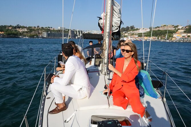 Charming tour of the Douro on an exclusive sailboat for up to 8 people - FAQs