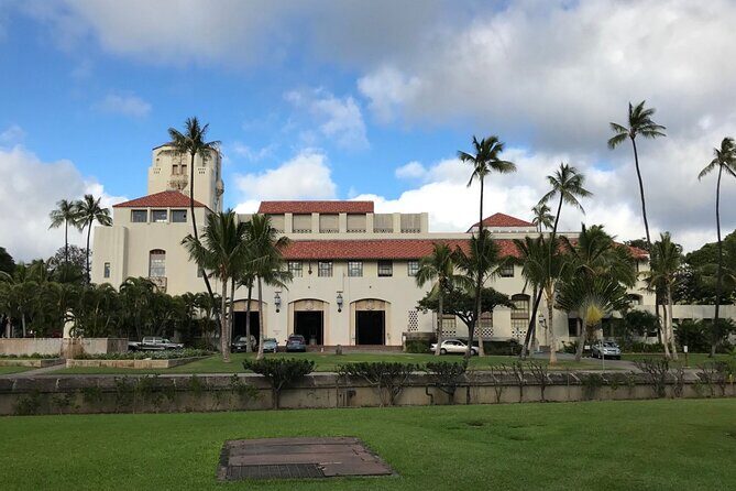 Charms of Honolulu Walking Tour for Couples - Who Should Consider This Tour?