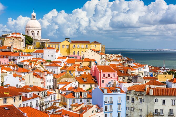 Charms of Lisbon: Alfama Tapas Tour & Sunset Sailing With Wine - Traveler Reviews and Experiences