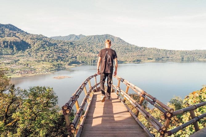 Charter a car with driver in Bali - Practical Tips for Making the Most of Your Bali Car Charter