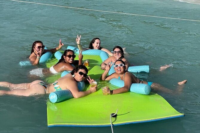 Charter Full day Fajardo to Vieques - An In-Depth Look at the Fajardo to Vieques Experience