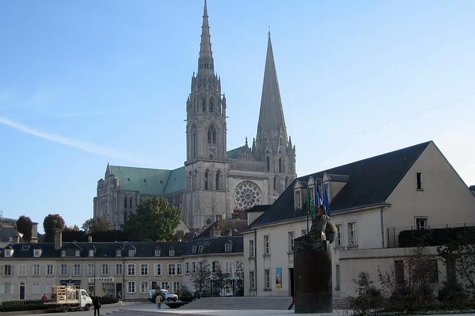 Chartres and Versailles Private Full-day tour - Key Points