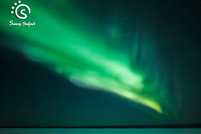 Chasing Aurora with Photographer - Small Group - Transportation and Group Size