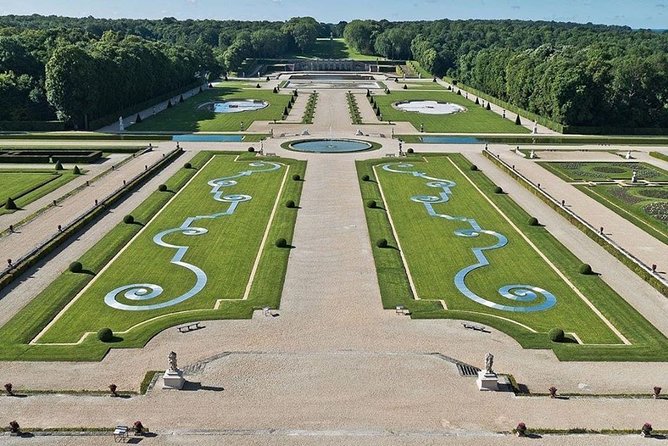 Chateau of Fontainebleau and Vaux Le Vicomte 9-Hour Private Tour - Customer Experiences