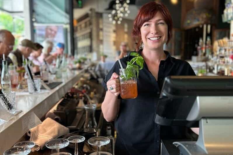 Chattanooga: Group Cocktail Making Class - An engaging introduction to Chattanooga’s cocktail scene