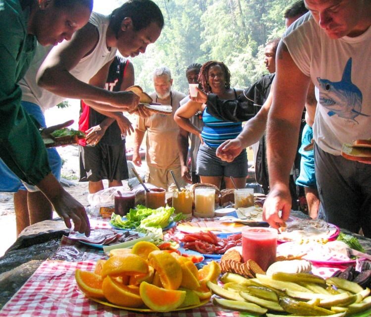 Chattooga: Chattooga River Rafting with Lunch - FAQ