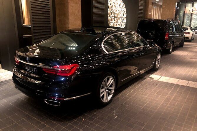 Chauffeur Driven Sedan, SUV or Vans In Melbourne CBD & Surrounds - Authentic Traveler Insights