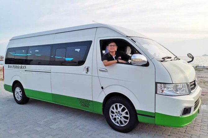 Chauffeur: Kuala Lumpur to Johor Bahru Transfer [Van] - A Detailed Look at the Experience