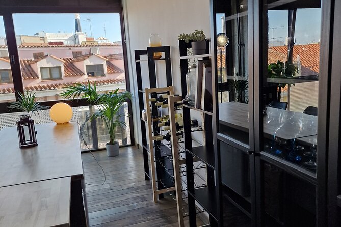 Cheese Tasting With Wine Pairing in the Center of Madrid - Exploring the Cheese and Wine Flavors