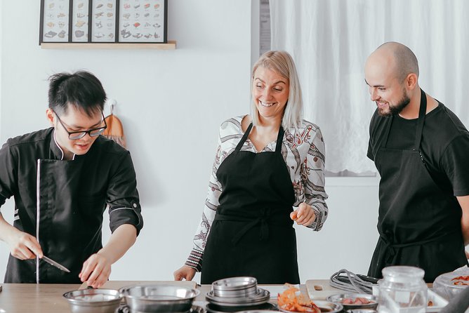 Chef Samuel's Private Malaysian Cooking Class with Wet Market Tour - Key Points