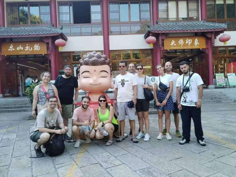 Chengdu: Giant Panda and Leshan Buddha Day Trip - What’s Included and What to Consider