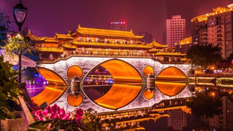 Chengdu: Illuminated Night Tour with Sichuan Opera or Hotpot - Authenticity and Value: Who Will Love This Tour?