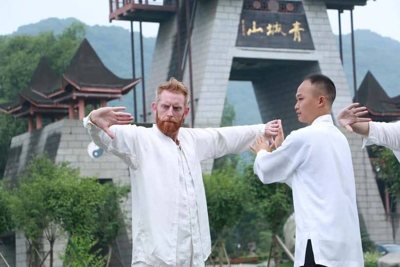 Chengdu: Kung Fu Panda Tour, Tai Chi,Martial Arts&Panda base - Value and Suitability