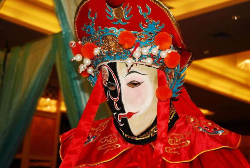 Chengdu Night: VIP Seat Opera Show or Back Alley Food Tour - Key Points