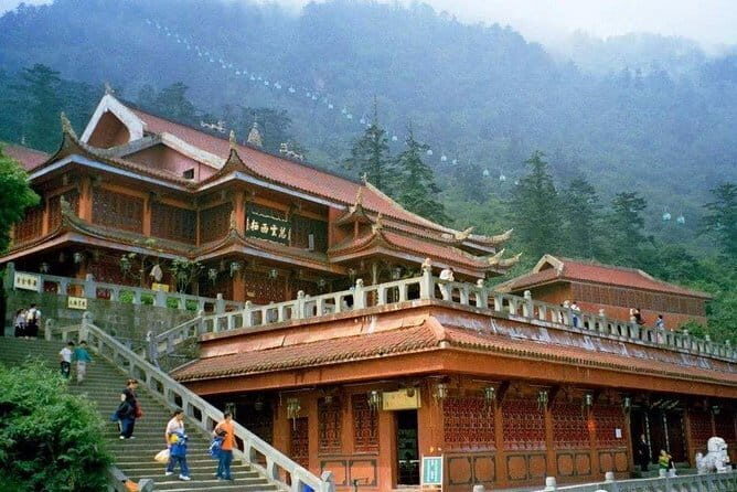 Chengdu Private Day Tour to Emei Mountain with Lunch and Cable Car Ride - Price and Value: Is It Worth It?