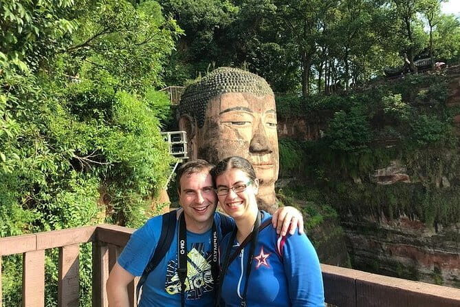 Chengdu Private Day Tour to Emei Mountain with Lunch and Cable Car Ride - Who Should Book This Tour?