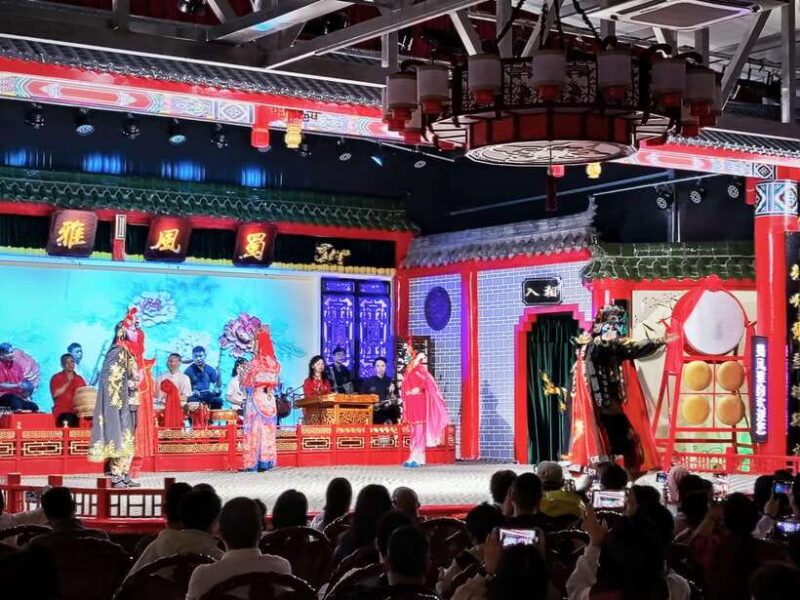 Chengdu: Shu Feng Ya Yun Sichuan Opera House Tickets Booking - Who Should Consider This Experience?