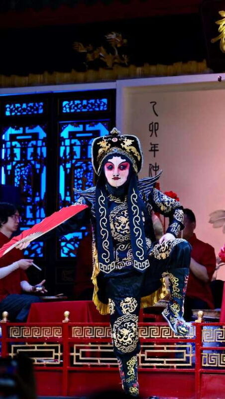 Chengdu: Sichuan Opera Face-Changing and Acrobatics Show - Is it Worth It? Analyzing the Value