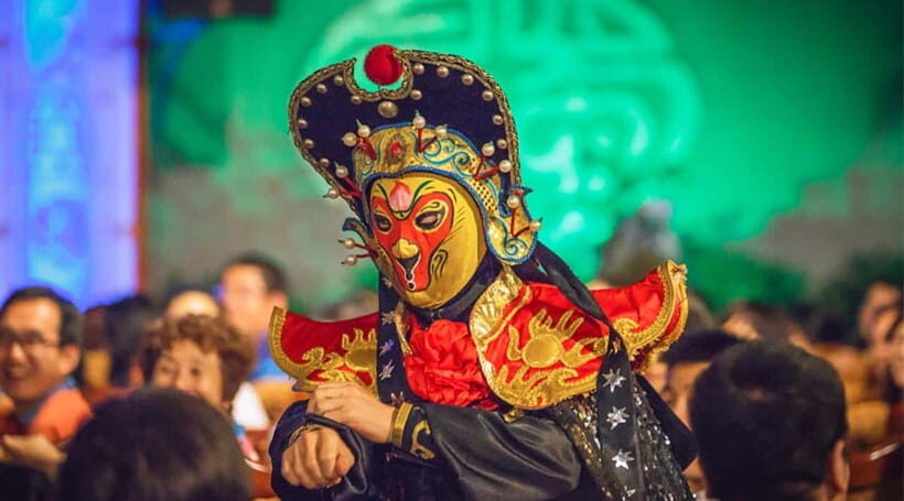 Chengdu: Sichuan Opera Show ShufengYayun & Covered Bowl Tea - An In-Depth Look at the Chengdu Sichuan Opera Experience